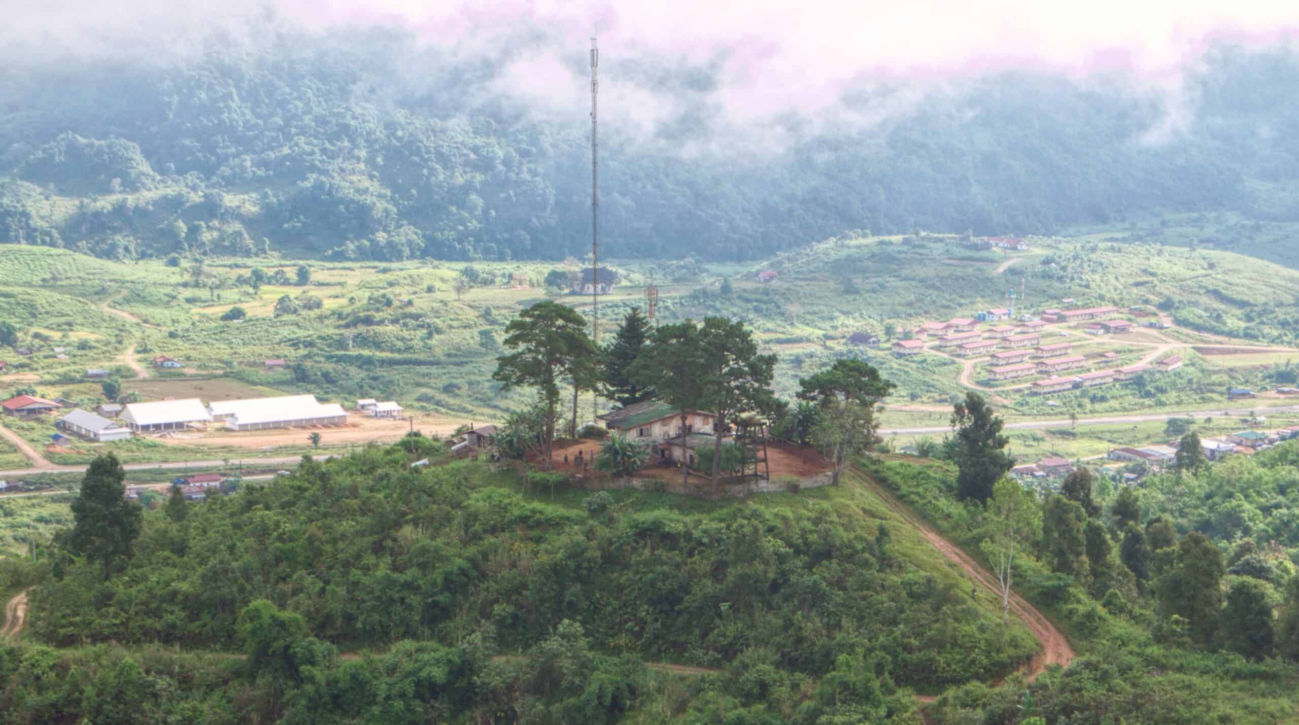 The Most Secret Place On Earth-Long Tieng LS20A %page