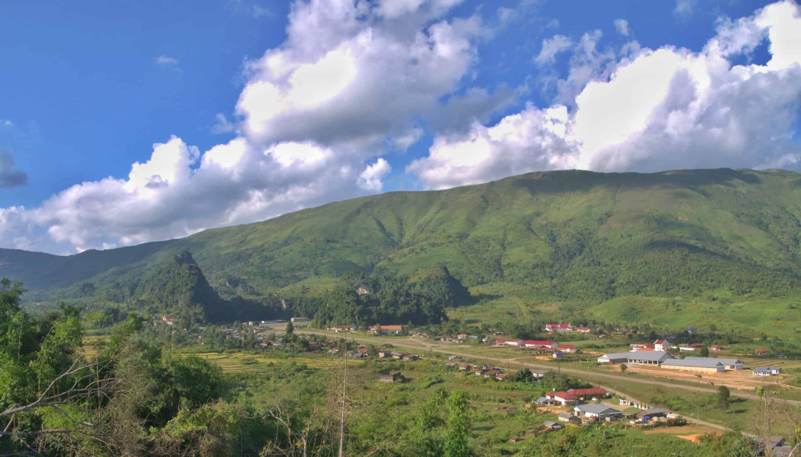 The Most Secret Place On Earth-Long Tieng LS20A %page