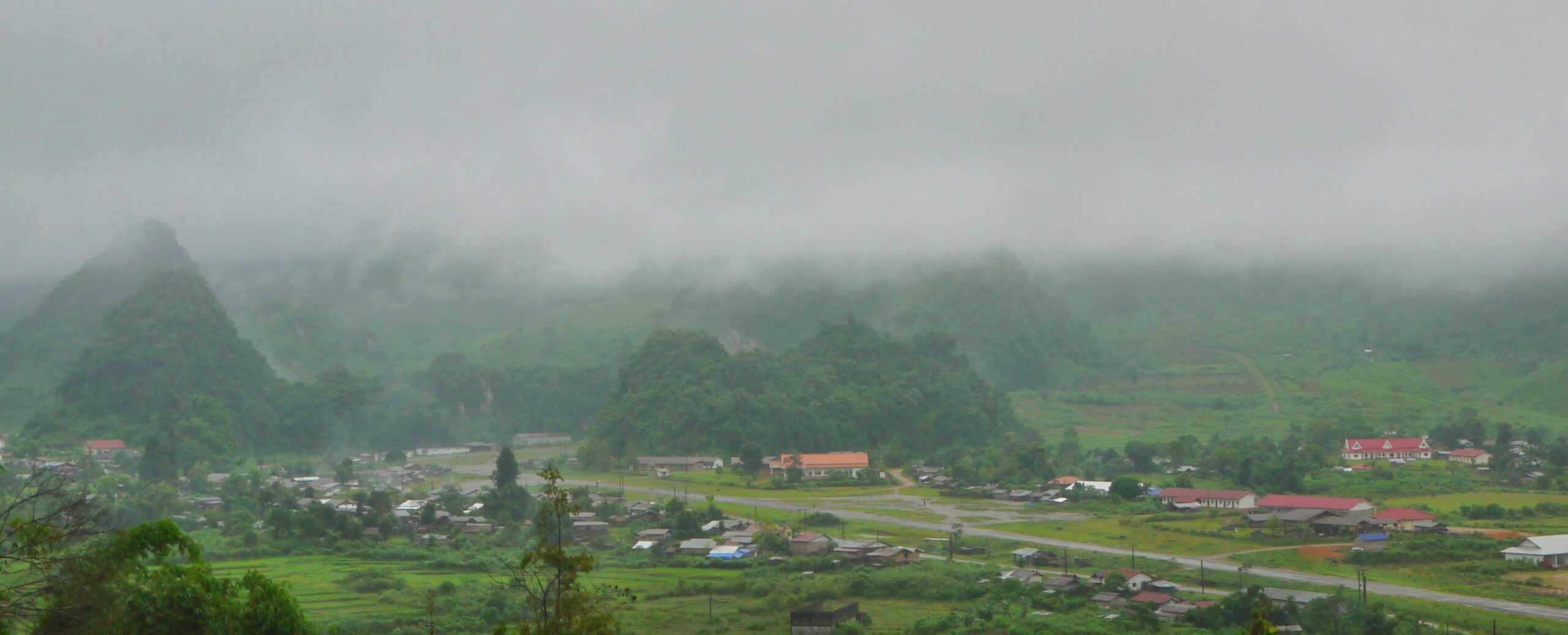 The Most Secret Place On Earth-Long Tieng LS20A %page