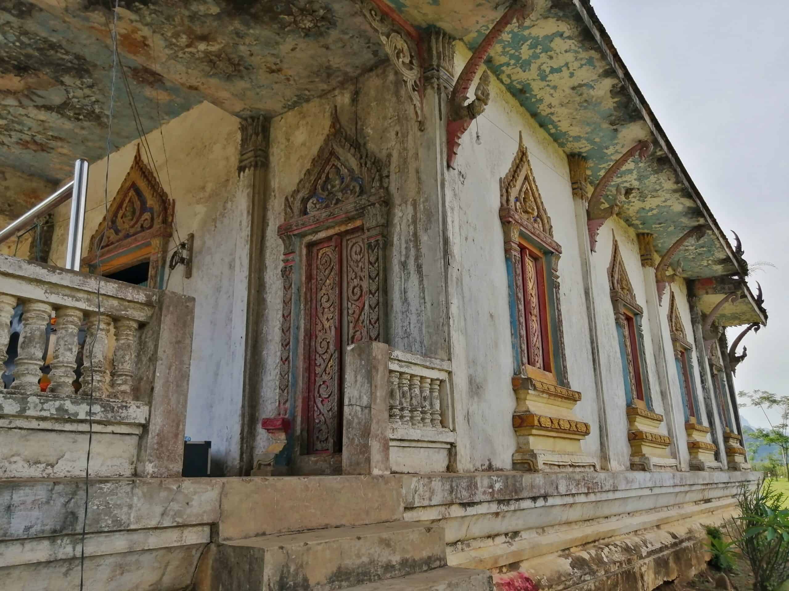 The Most Secret Place On Earth-Long Tieng LS20A %page